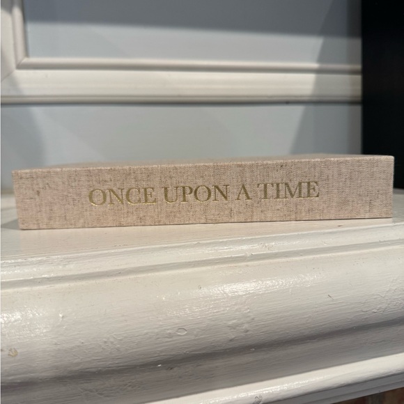 Target | Accents | Nwt Target Bullseye Once Upon A Time Coffee Table ...